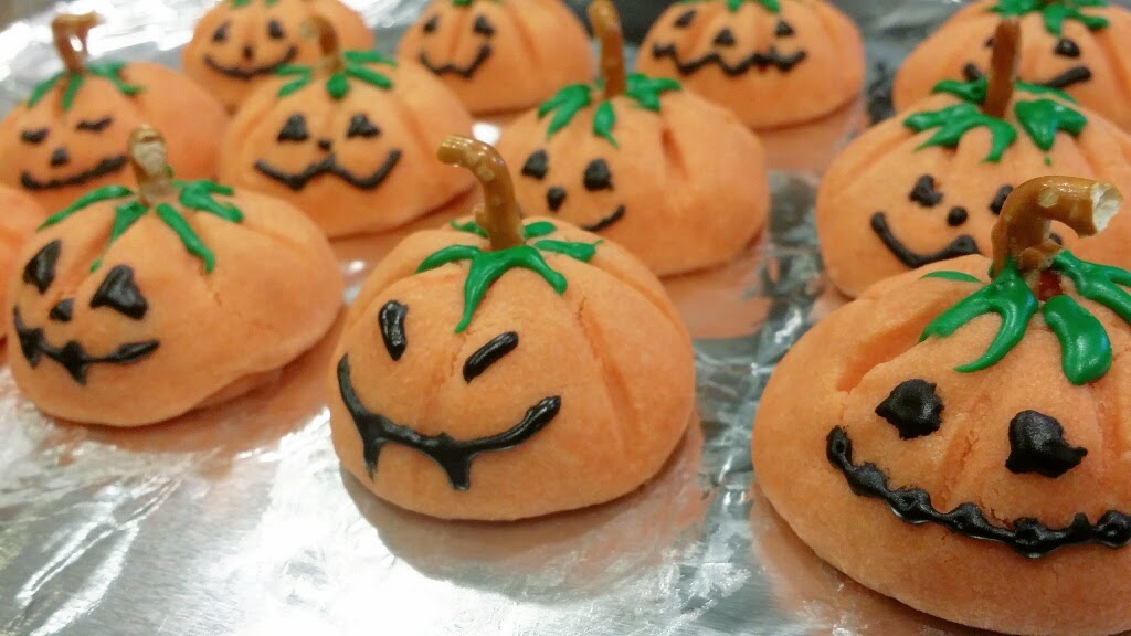 Read a Book☆Take a Bite: The Book: The Goopy Ghost of Halloween; The ...