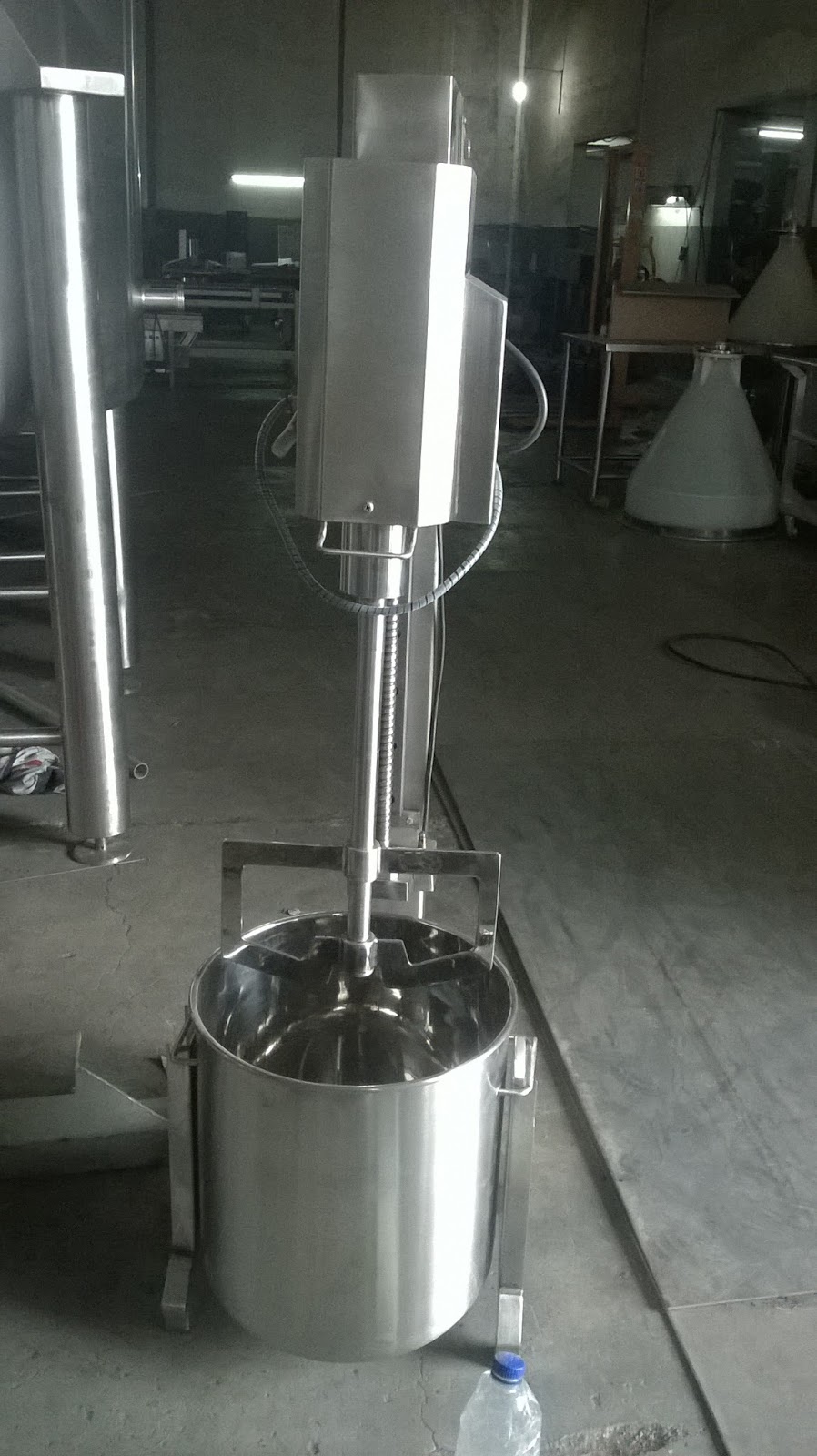 MESIN FARMASI: MESIN PRE MIXING