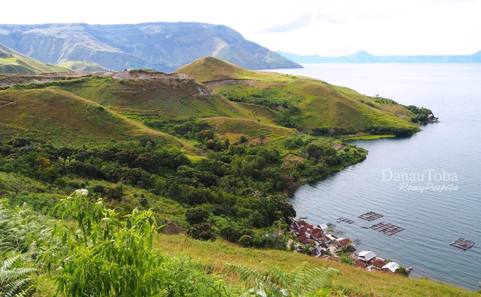 Live Is An Adventure: Pesona Danau Toba