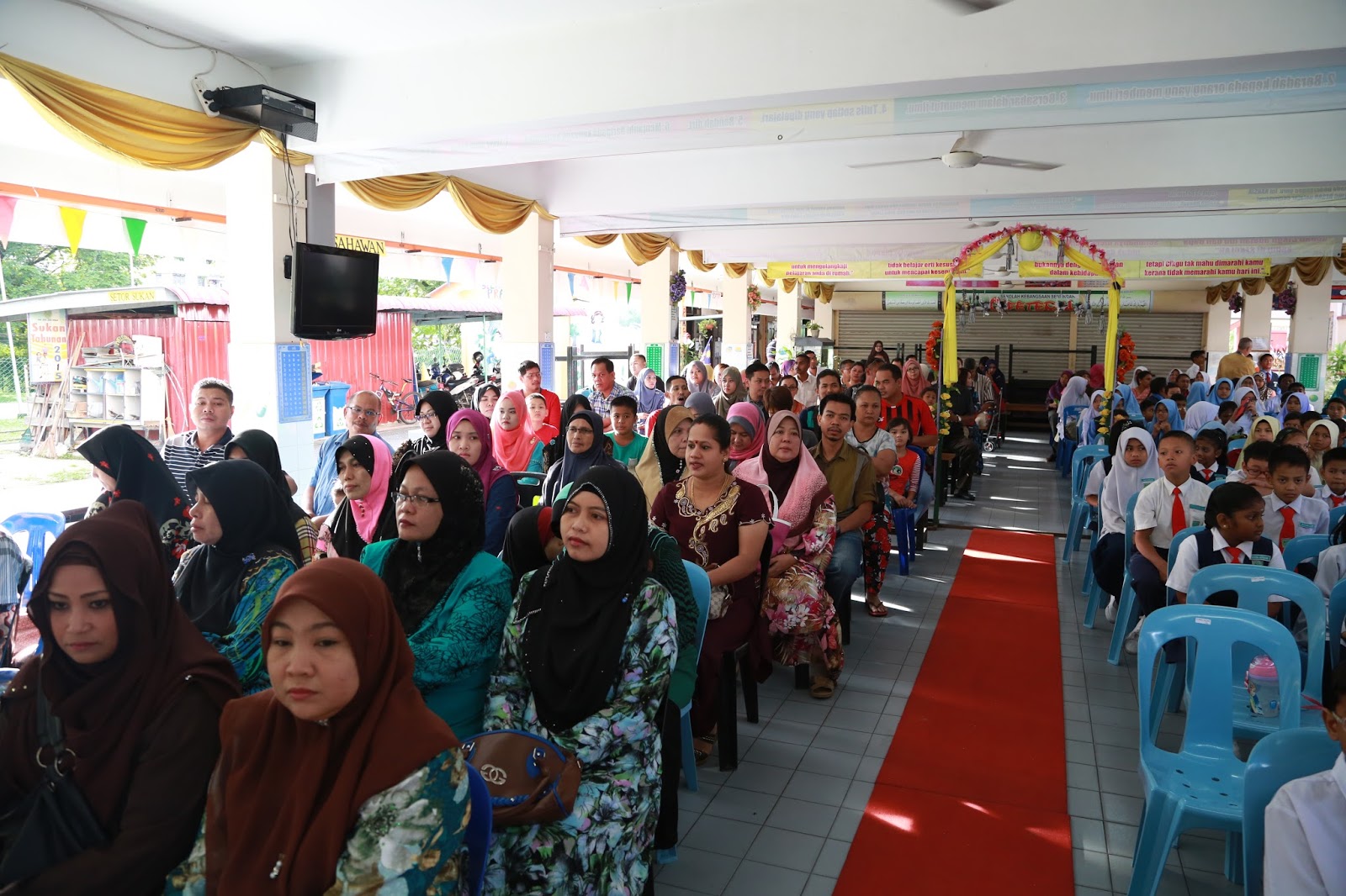 MAJLIS ANUGERAH KECEMERLANGAN PELAJAR 2016 MAJLIS ANUGERAH KECEMERLANGAN PELAJAR 2016