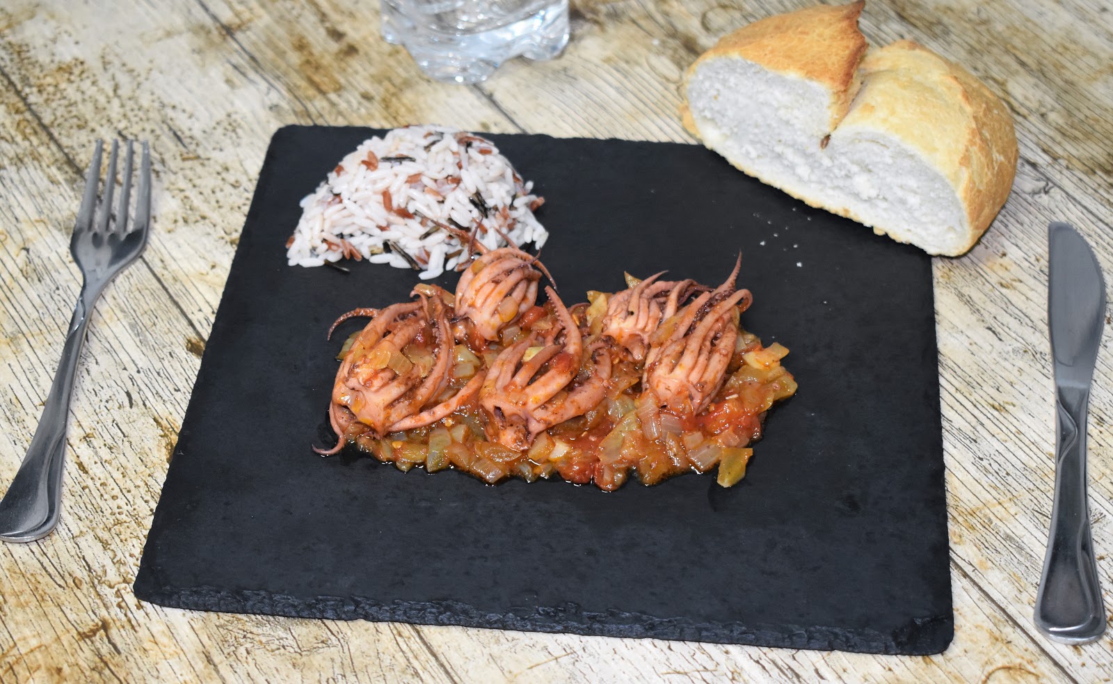 Mi Diversión en la cocina: Rejos encebollados con arroz salvaje