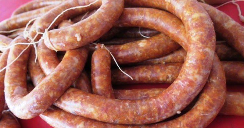 CHISTORRA CASERA O MEJOR DICHO: TXISTORRA