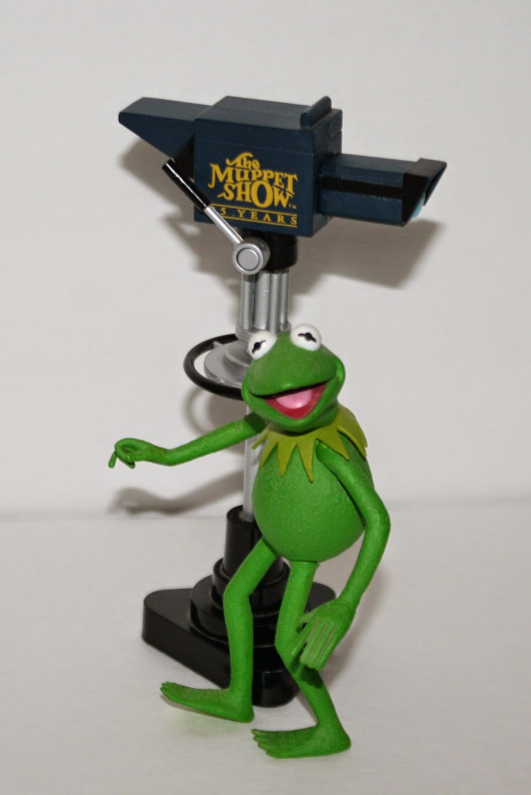 PLANET OF THE DOLLS: Doll-A-Day 90: Kermit the Frog by Palisades