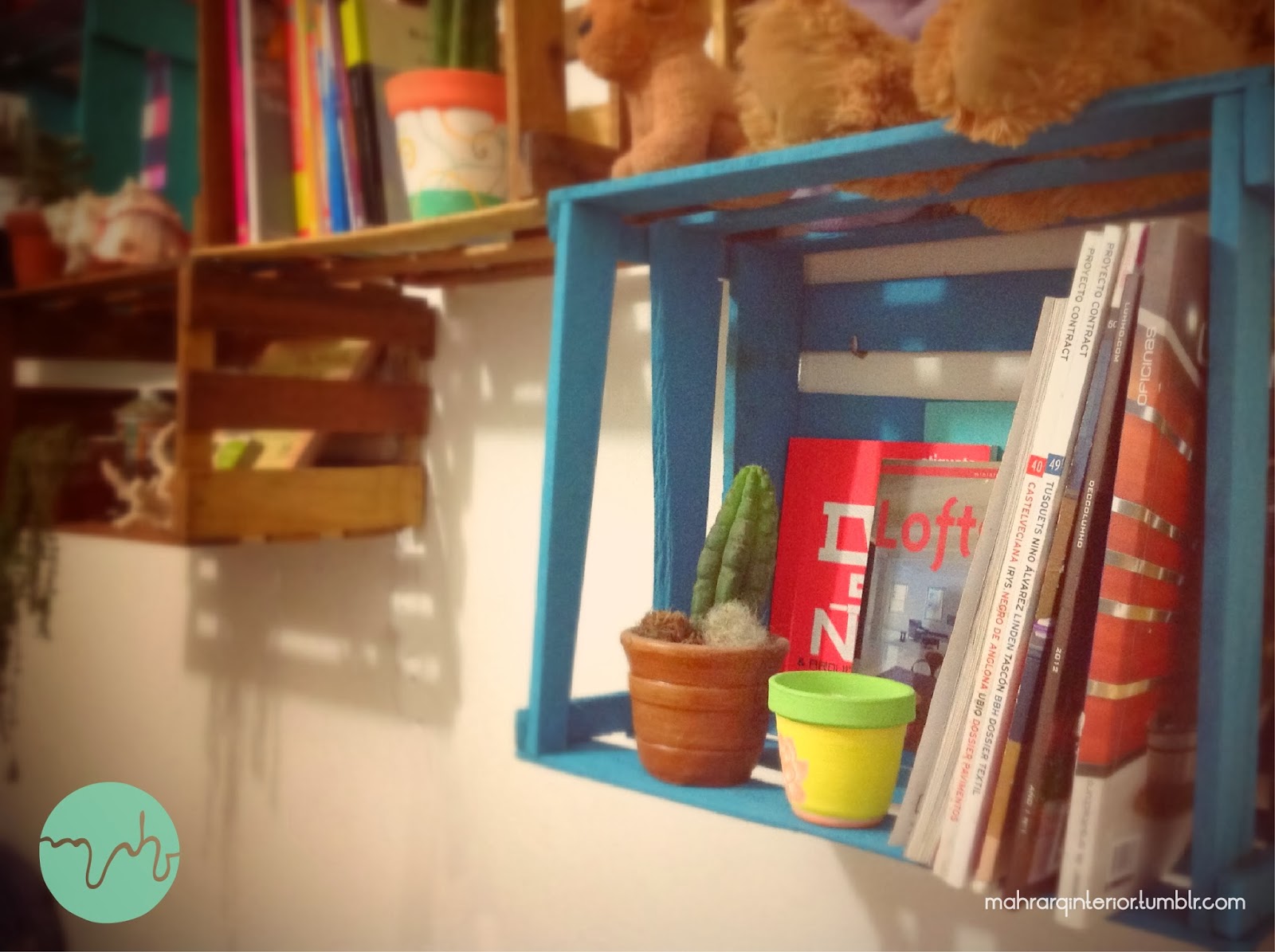 .: Mahr Studio :.: Cajas de fruta hechas repisas!
