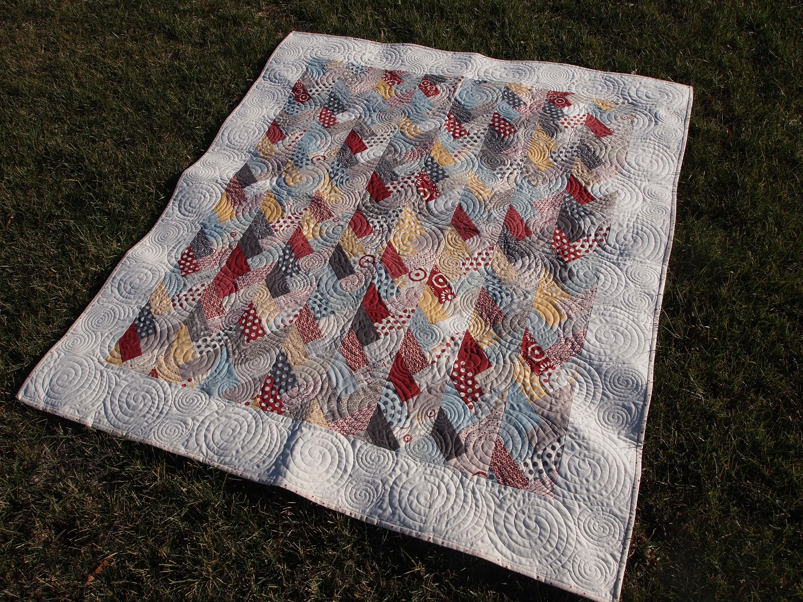 Craft Room Confidential: Friendship Braid Quilt {Front}