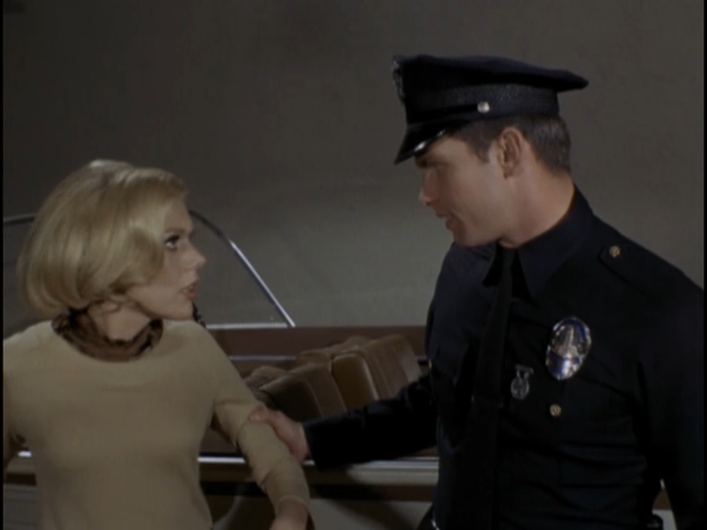 Lincoln X-ray Ida: My blog about Adam-12: Log 92: Tell Him He Pushed ...