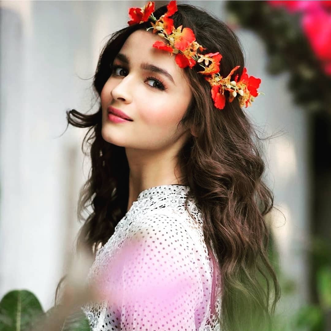 New HD Wallpaper of Alia Bhatt Images Download