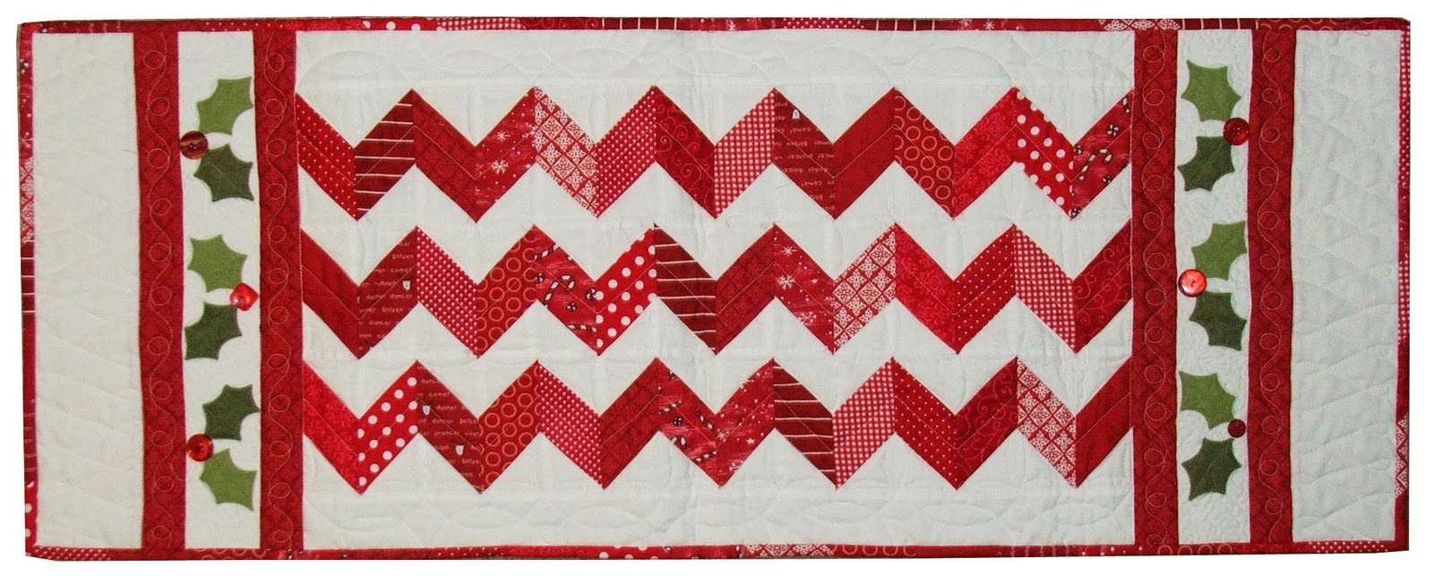 Pine Needles at Gardner Village: FREE Peppermint Points pattern!