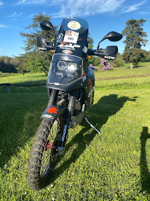 Der SUZUKI DR RALLYE & DR CUSTOM BIKE BLOG: OLLIS BÖHSE BIG