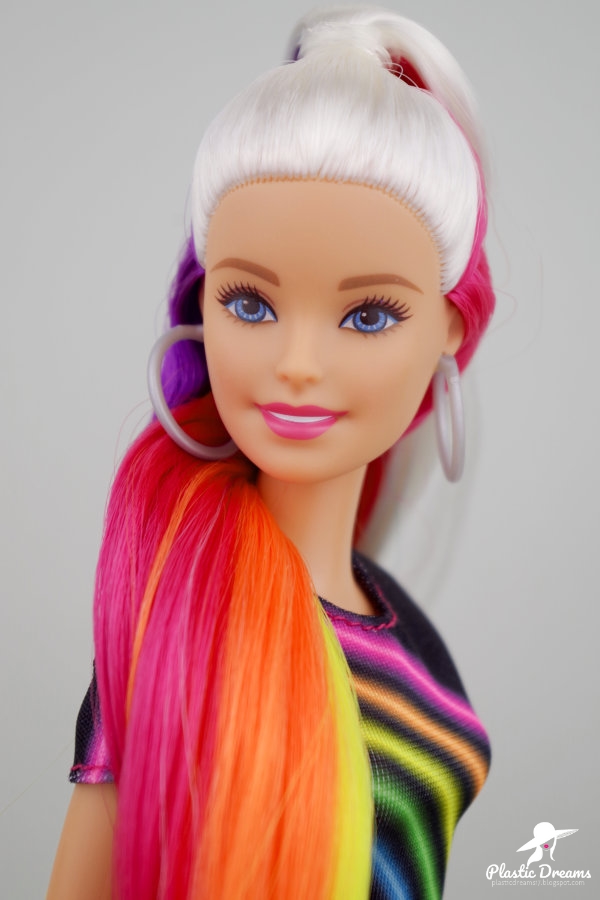 Plastic Dreams :: Barbie et miniatures: Rainbow Sparkle Hair Barbie Doll