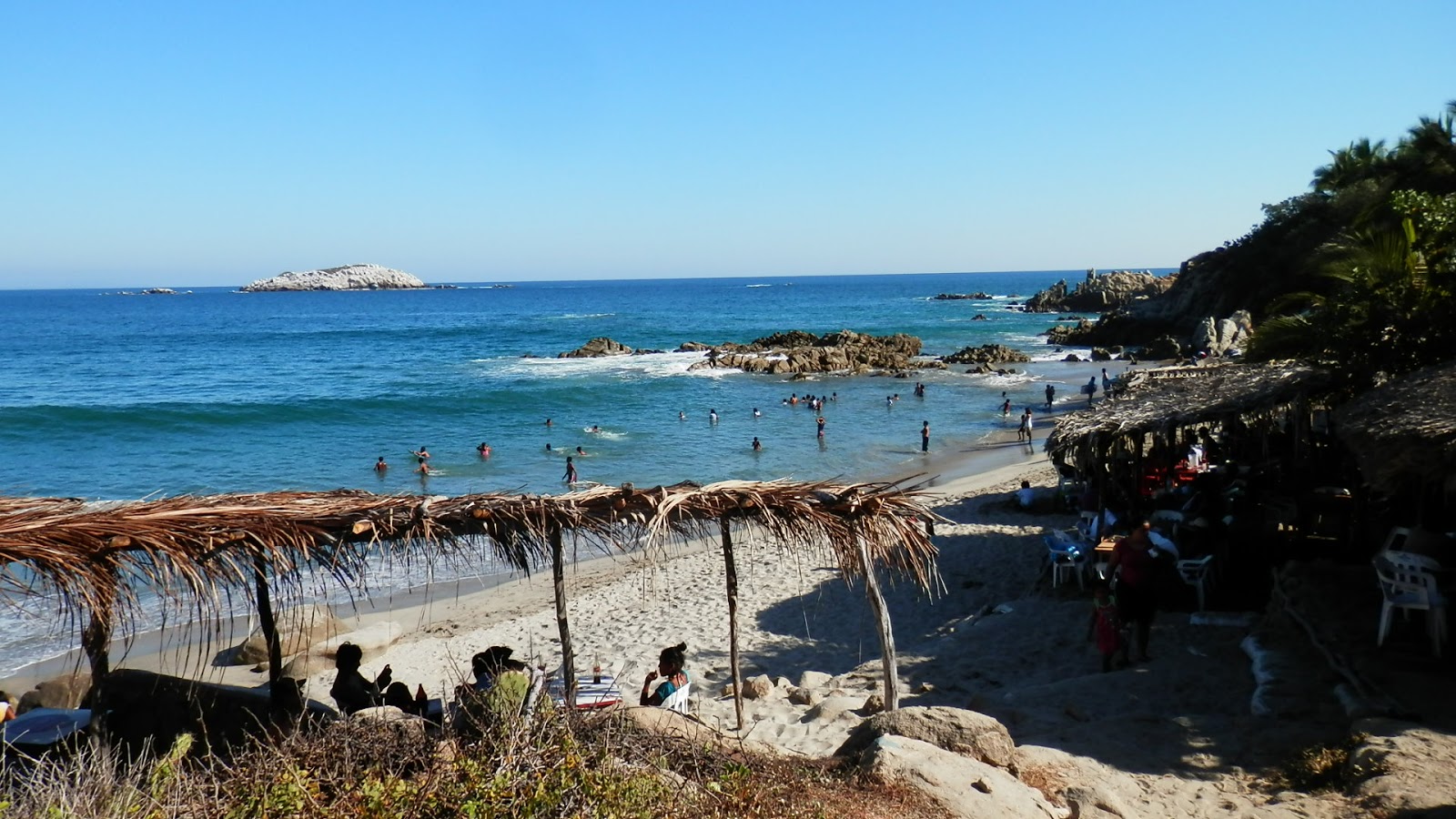 Travel with Kevin and Ruth: Day trip to Playa Roca Blanca