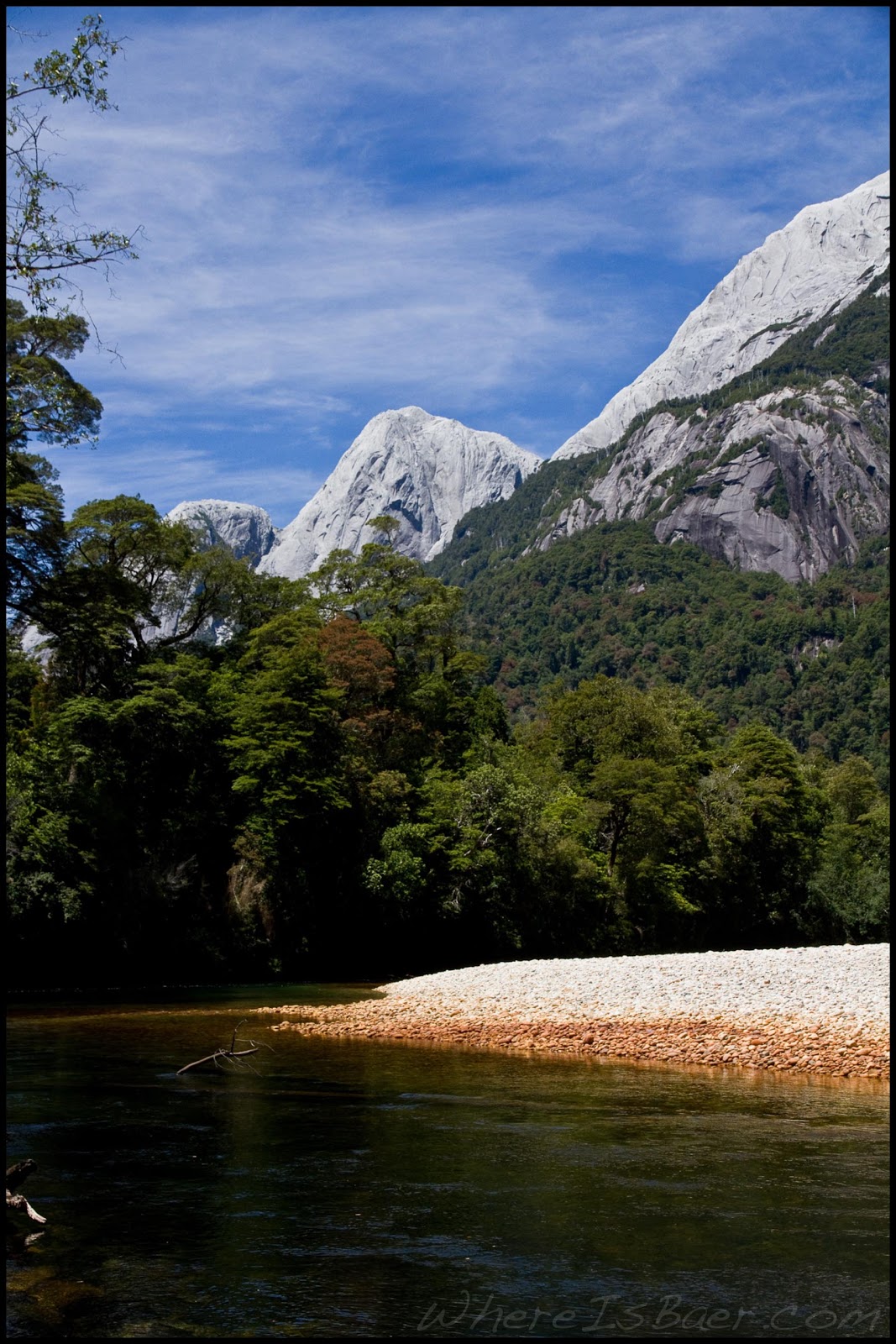 Where Is Baer ? : Rio Cochamo