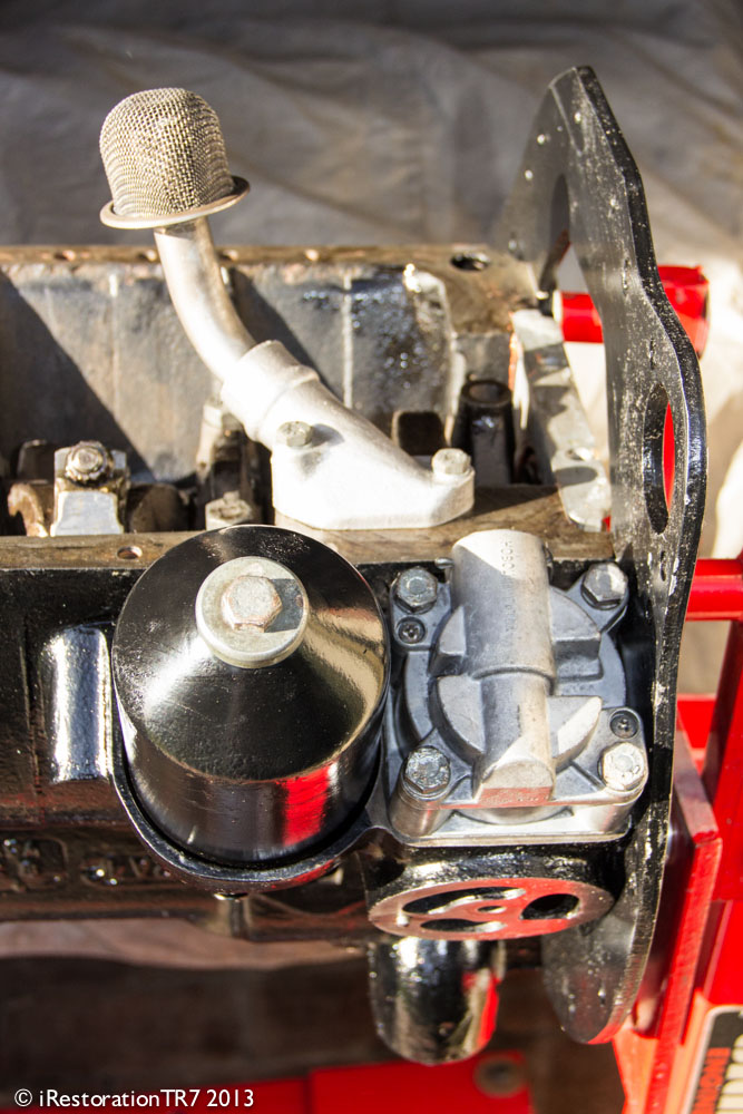 iRestoration TR7: Engine rebuild pt4...