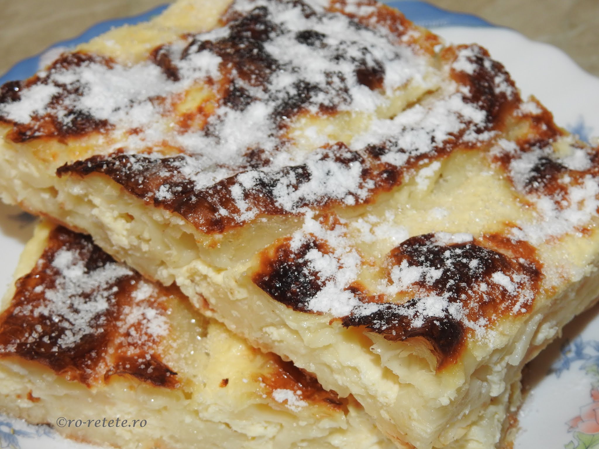 Placinta cu branza si iaurt reteta | RO-Retete.ro