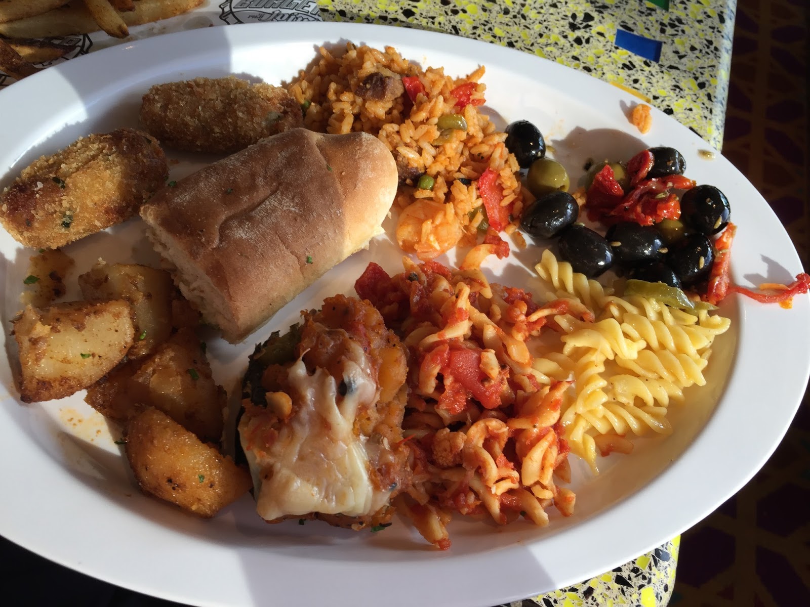 CRUISE LIKE A DAVIS : American Table Menu Review- Kellie