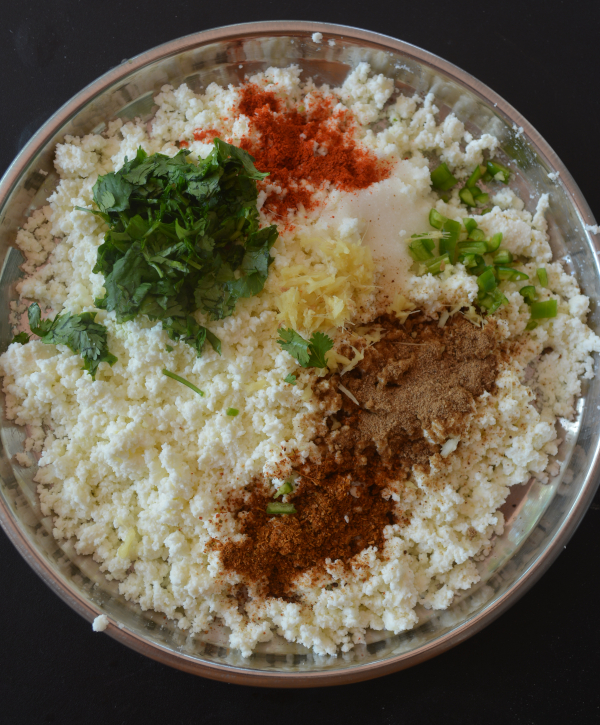 Veggie Platter: Paneer Paratha