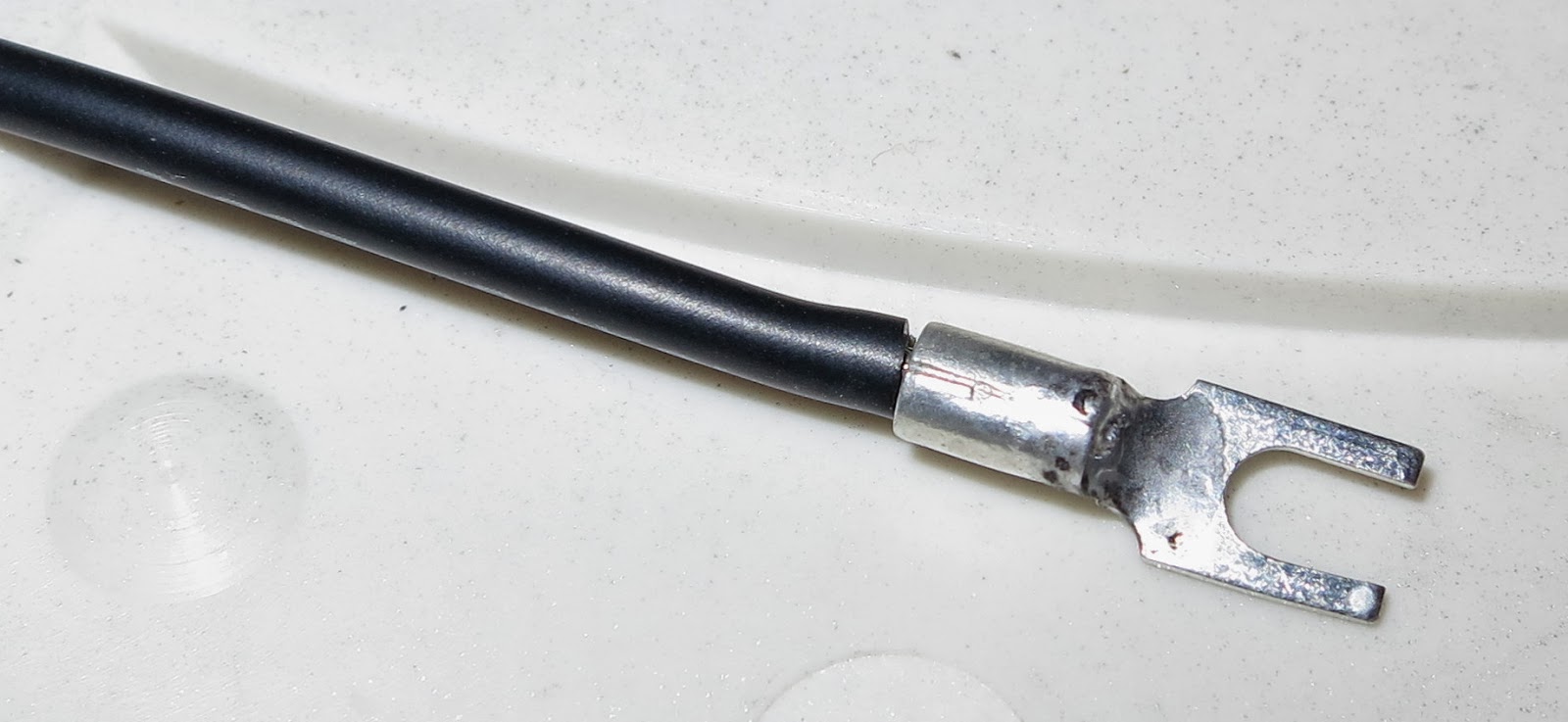 The Destitute Developer: MCS 6604 Ground Wire Replacement