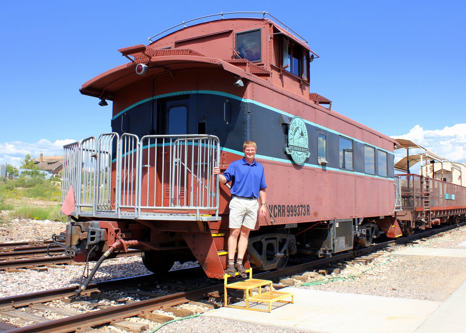 The Roamin' eskos - Chuck and Holly Romenesko: Verde Canyon Train Ride