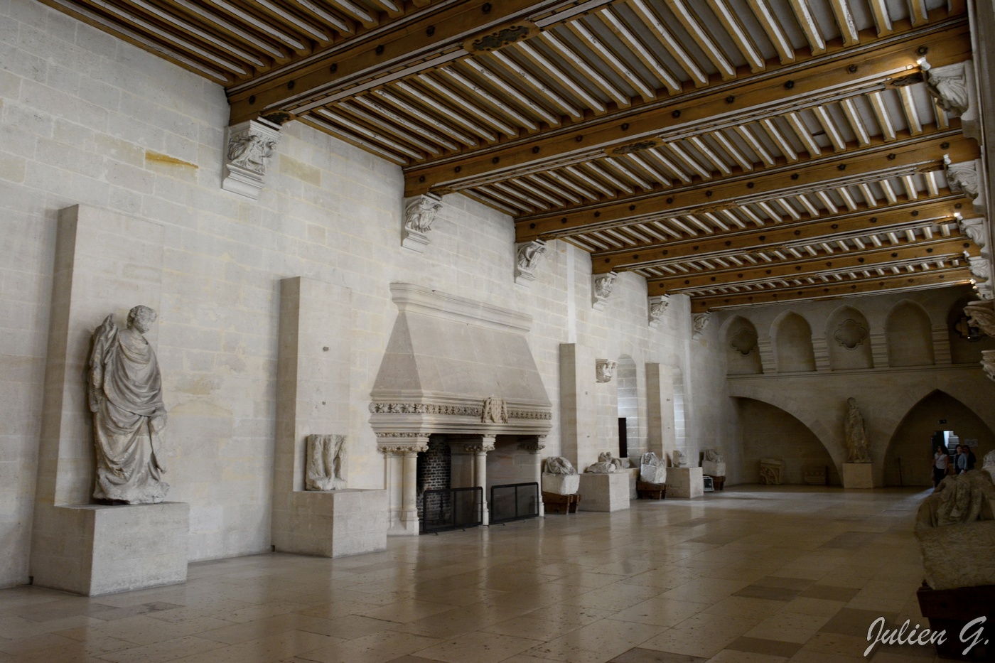 Coins du Monde: FRANCE - Picardie - Château de Pierrefonds (2/2) - L ...