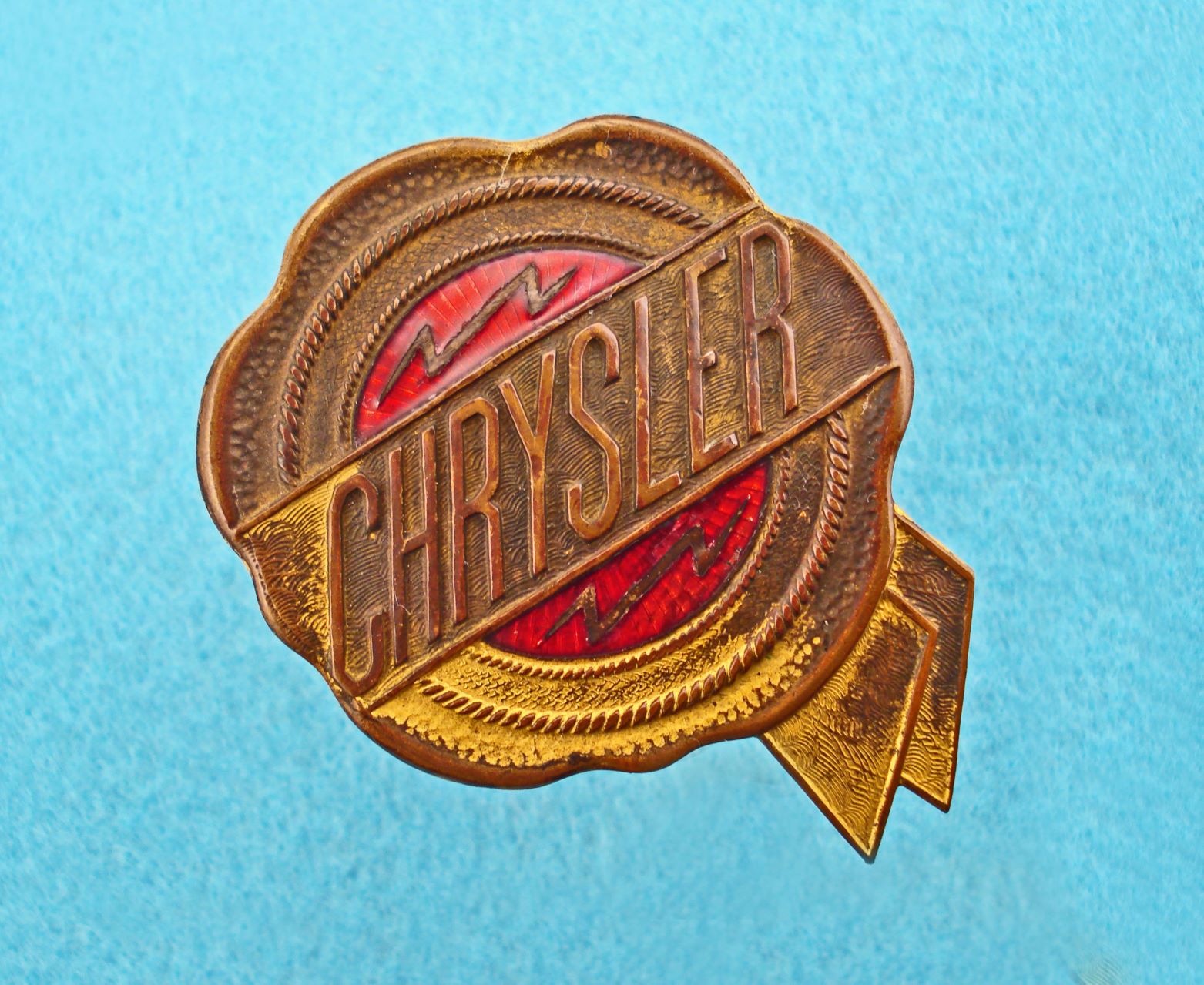 American Auto Emblems: CHRYSLER