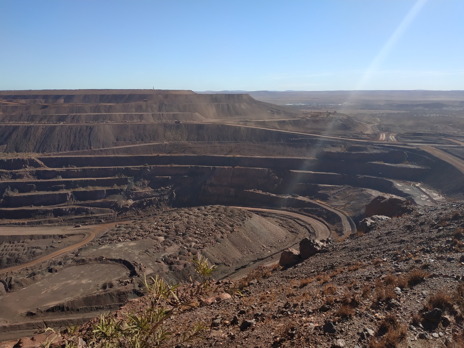 Ferien bis zur Rente: Newman - BHP Billinton Iron Ore Mount Whaleback Mine