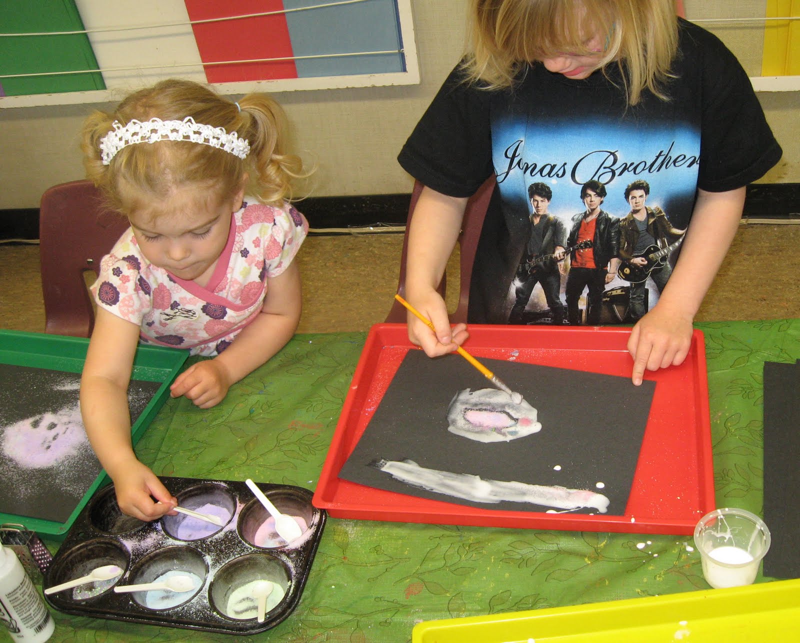 StrongStart: Chalk Salt Painting