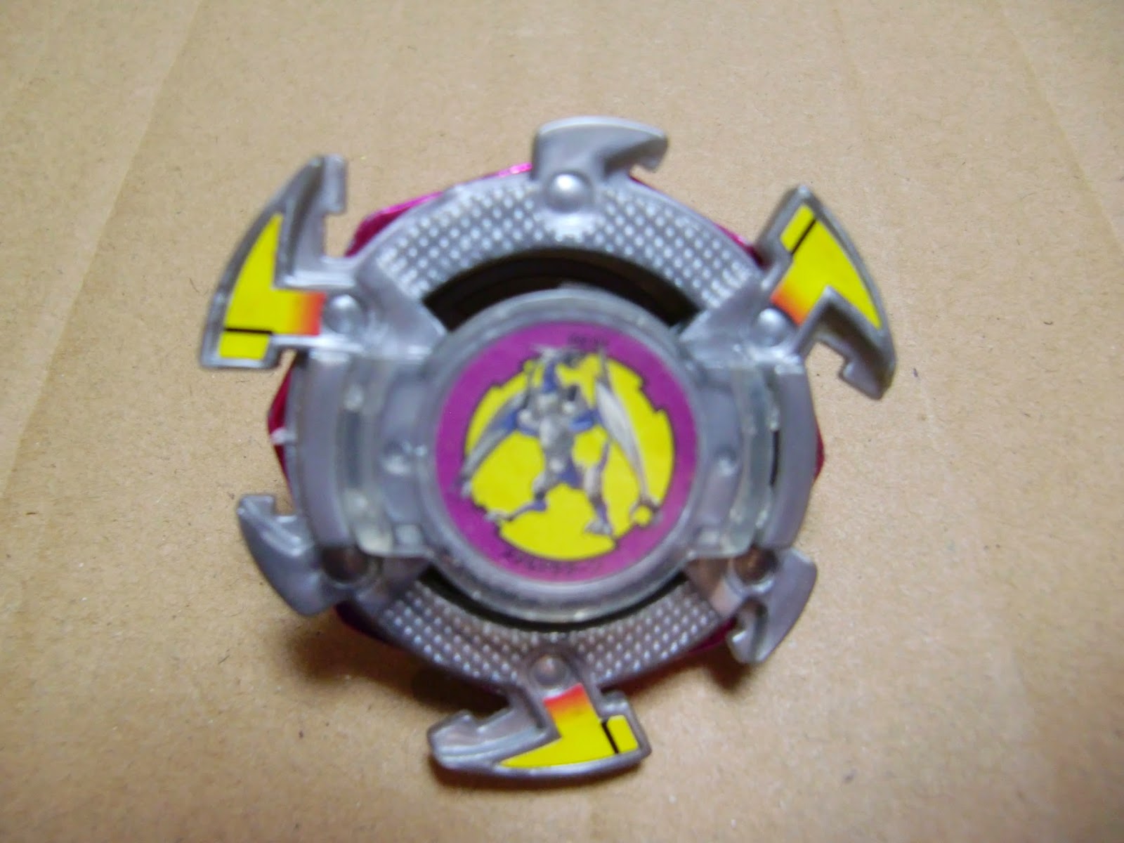 Toku Taku Toys' Beyblade Collection: 18 Metal Dragoon Bearing Stinger ...