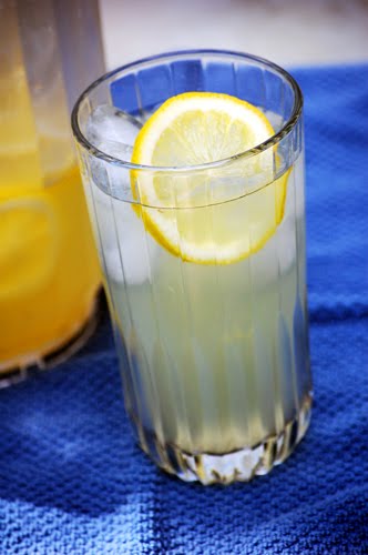 Creating Post it Notes: .fresh squeezed lemonade.