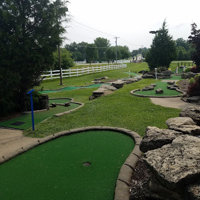 Play St. Louis: The Falls Mini Golf, O'Fallon