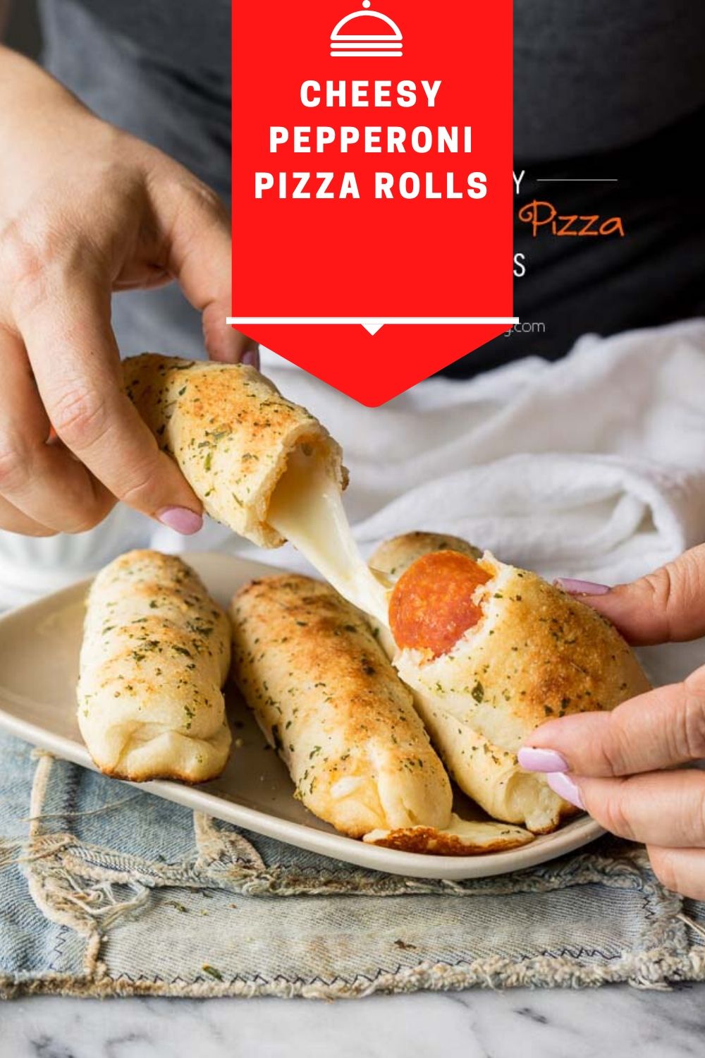 Cheesy Pepperoni Pizza Rolls