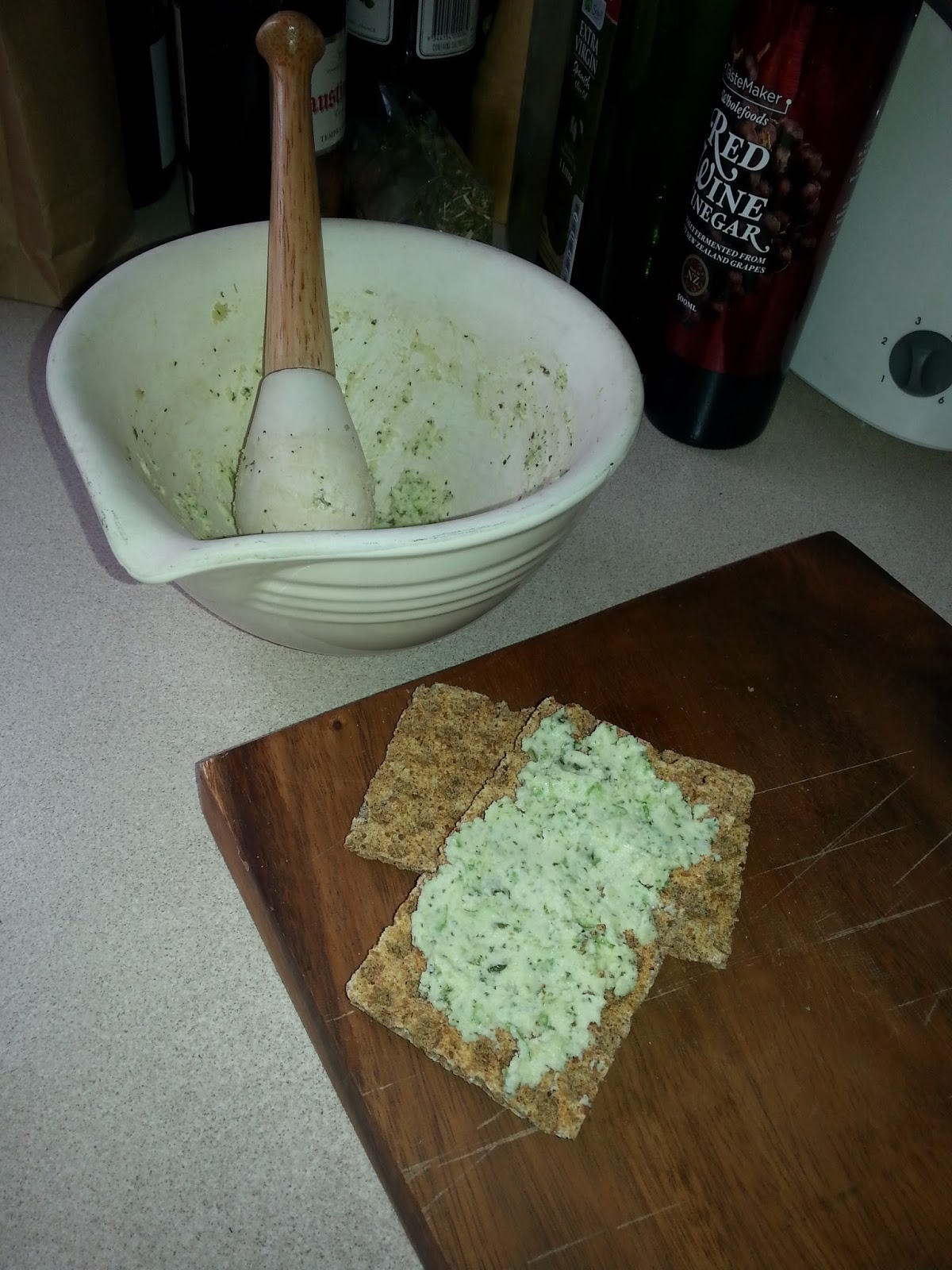 Historical living with Hvitr: Moretum: the rustic Roman breakfast food