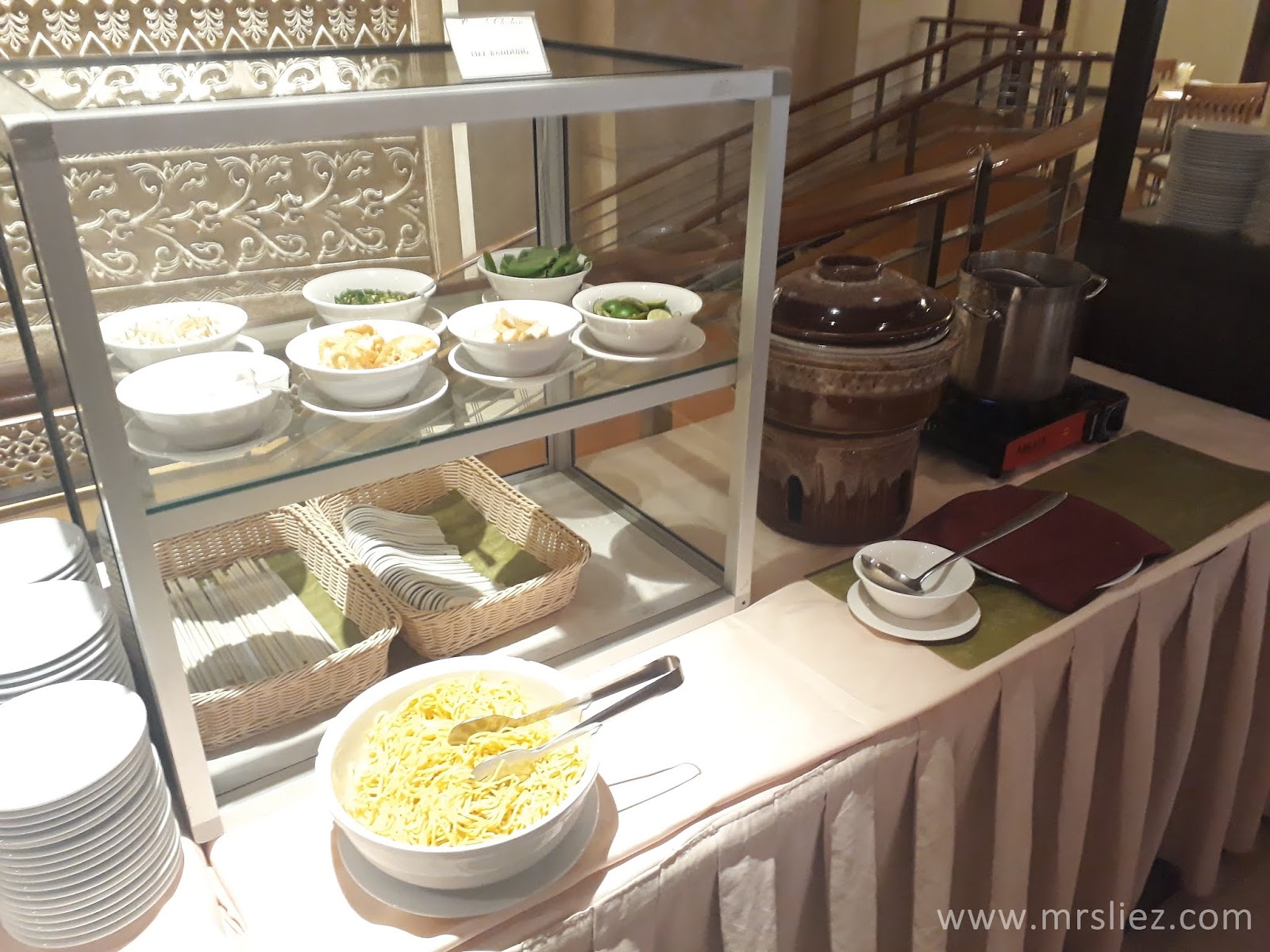 Jamu Selera Menu Buffet Antarabangsa Di Royale Chulan Bukit Bintang ...