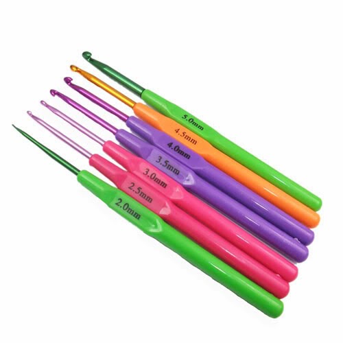 Totul despre crosete si crosetat, andrele si tricotat: Diferentele ...