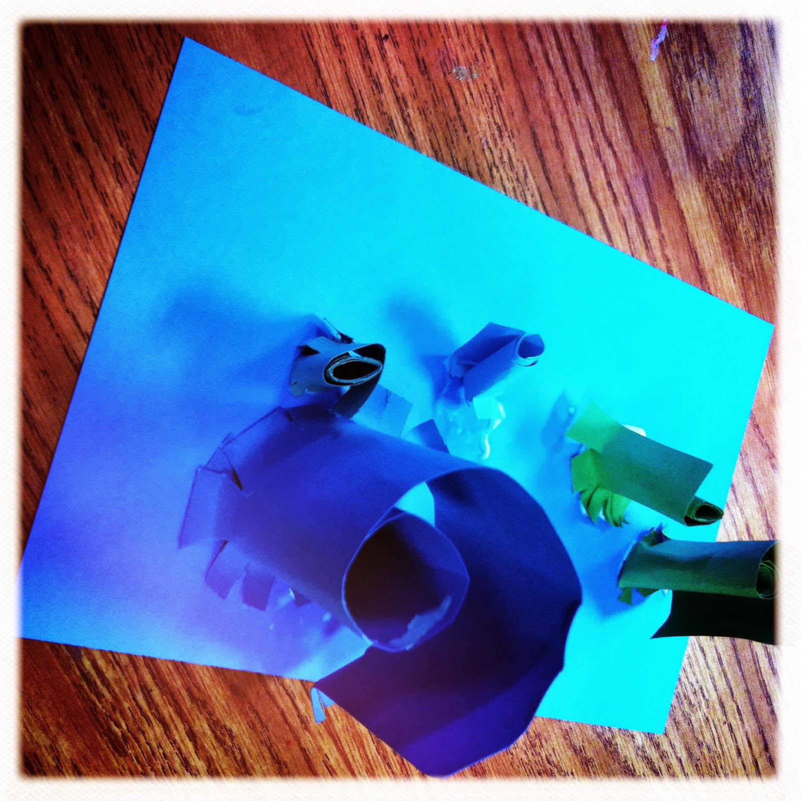 ChumleyScobey Art Room: Paper Cylinder Sculpture