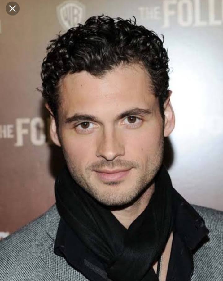 Los Ojos del Espectador: Adan Canto actor y cantante Mexicano