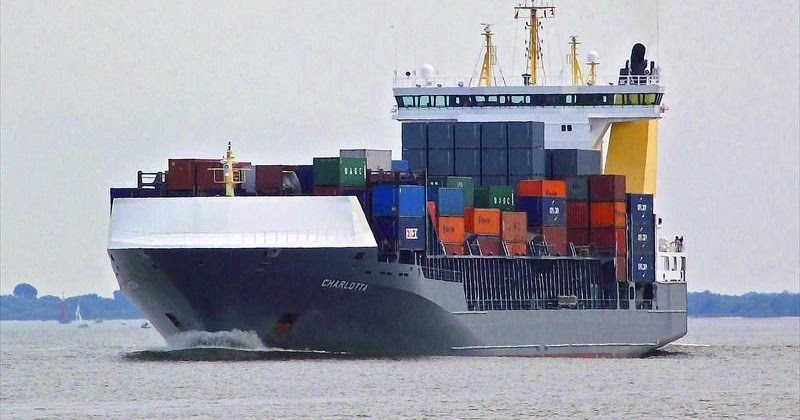 Job At Sea: 2nd Engineer for Container Ship