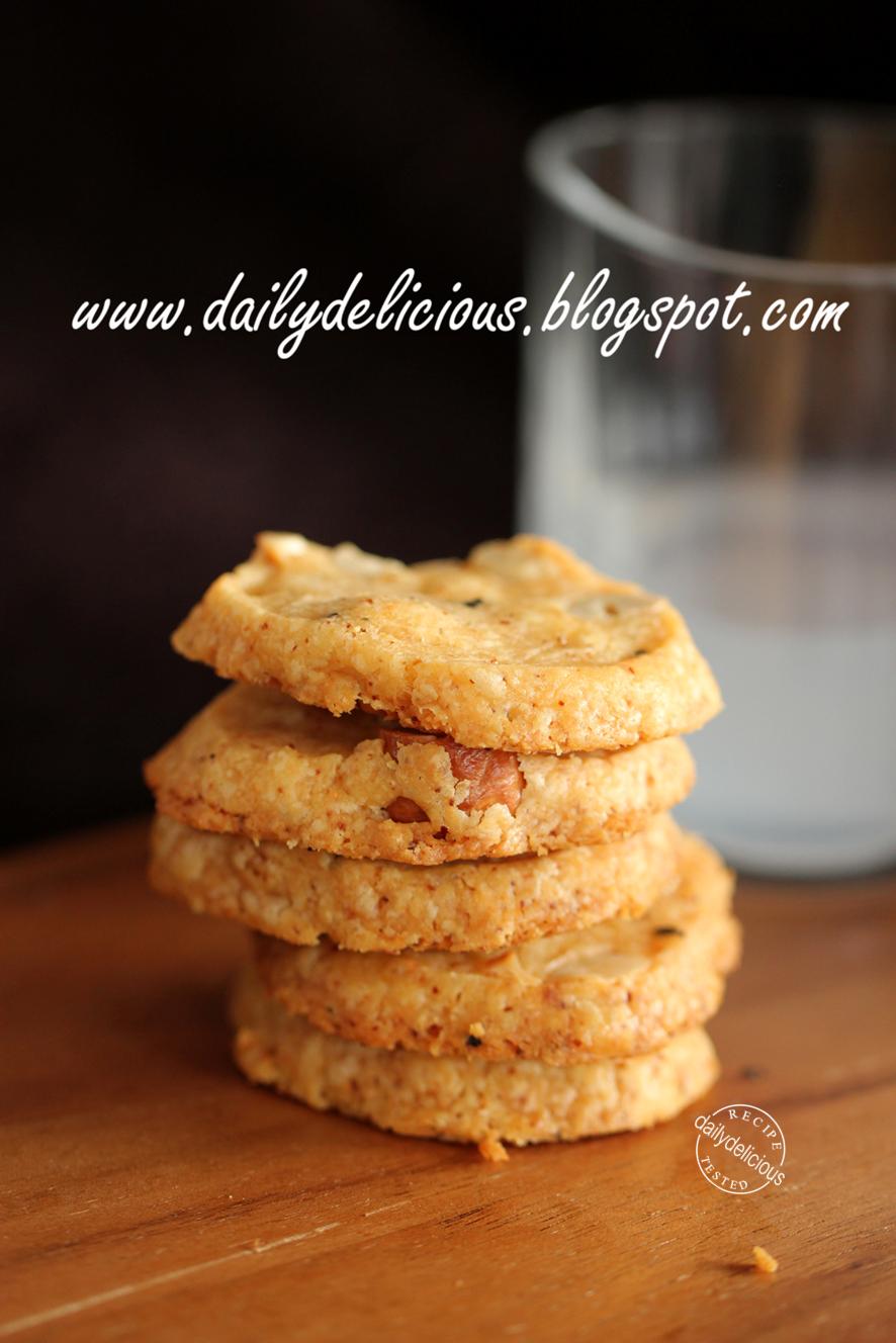 dailydelicious: New year hamper: Chilli Biscuits