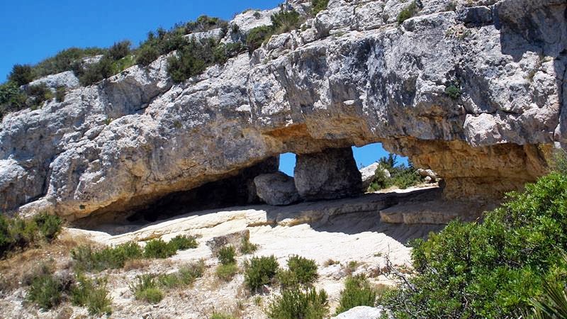 Franclips: SERRA DEL MONTSIÀ. A LA FORADADA per LA CAMPANA I EL PANTÀ ...