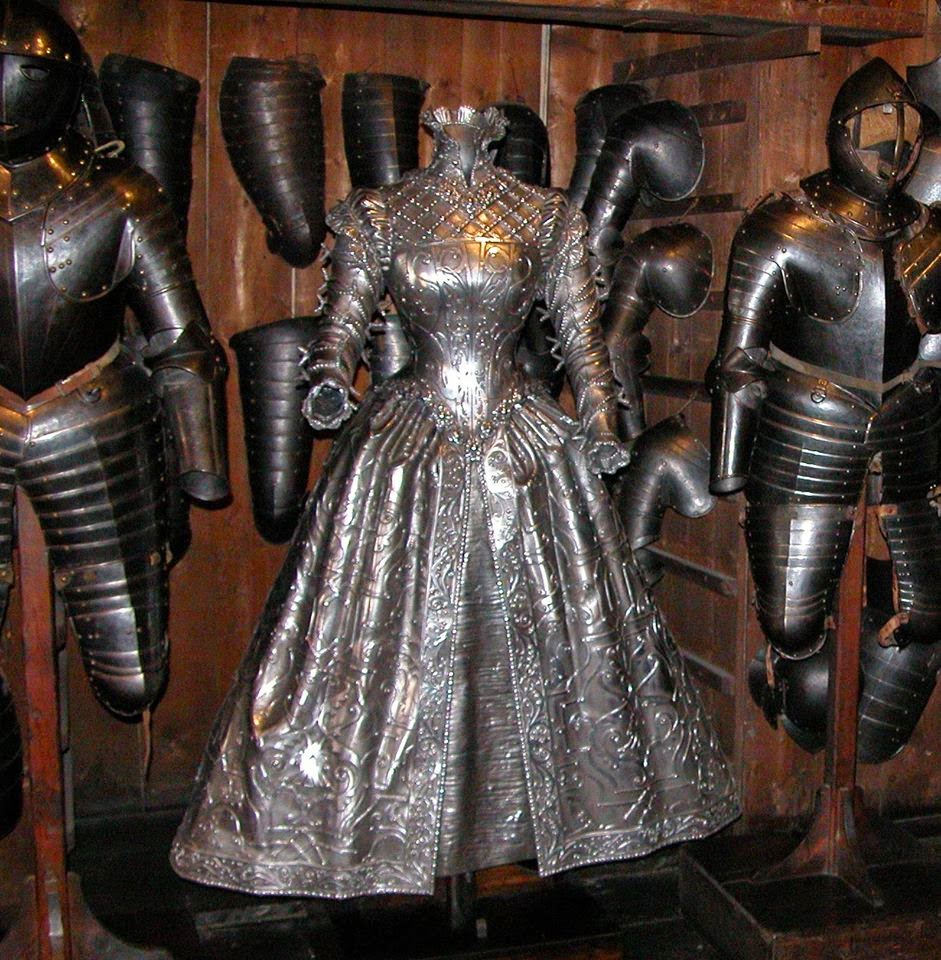 Morwenna's Tower: Women Warriors - Armoured Battle Dress!