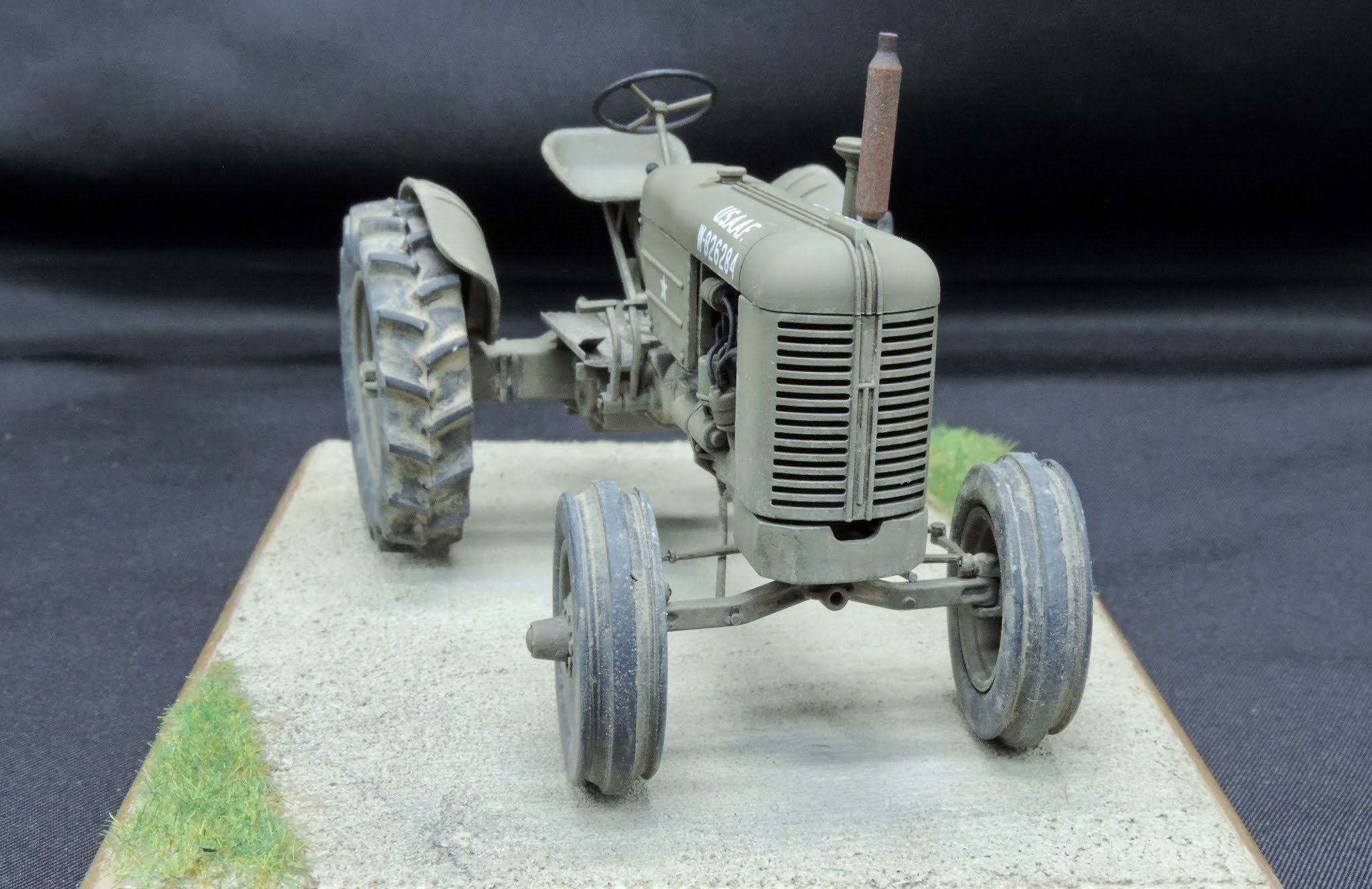 Pete's Model World : Airfix 1/35th USAAF Tractor Finished
