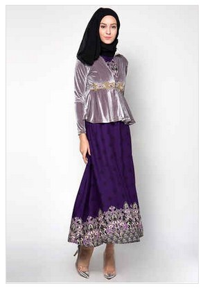Muslimah Fashion: 10 Model Busana Muslim Modern Dukung Penampilan ...