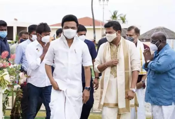 Aishwarya, Daughter of Tamil director Shankar gets married to Cricketer ...