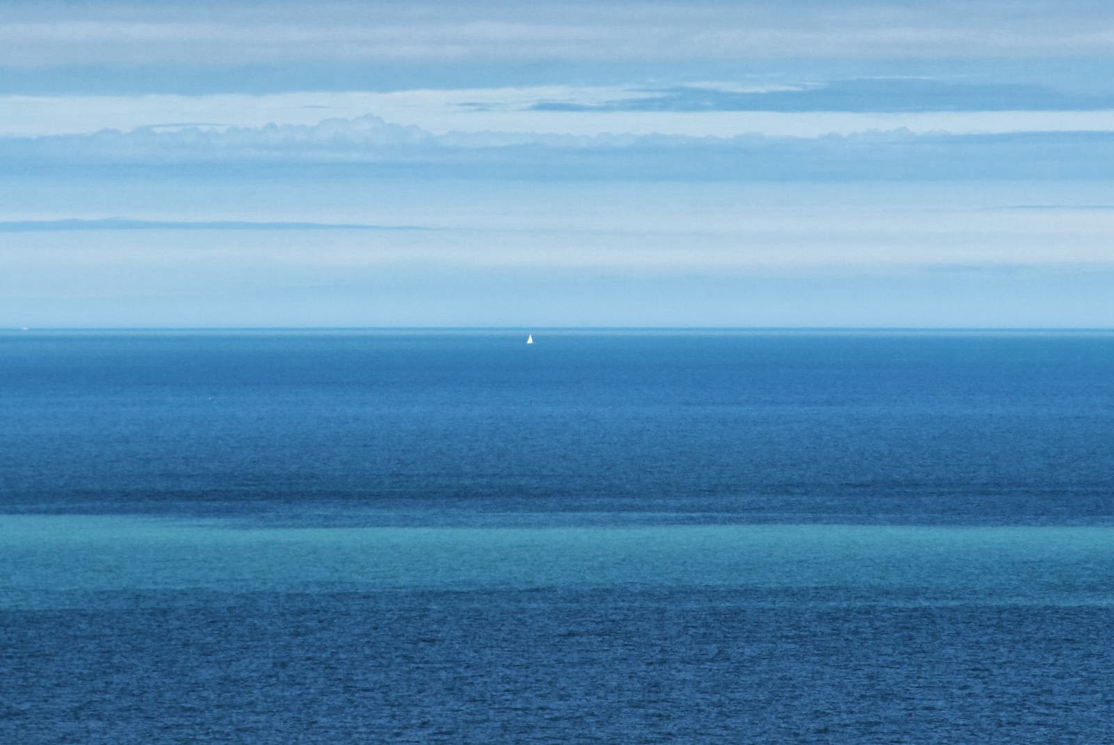 LA NORMANDIE EN PHOTOGRAPHIE: Bleu ciel, Bleu mer, Bleu lagon - Au ...