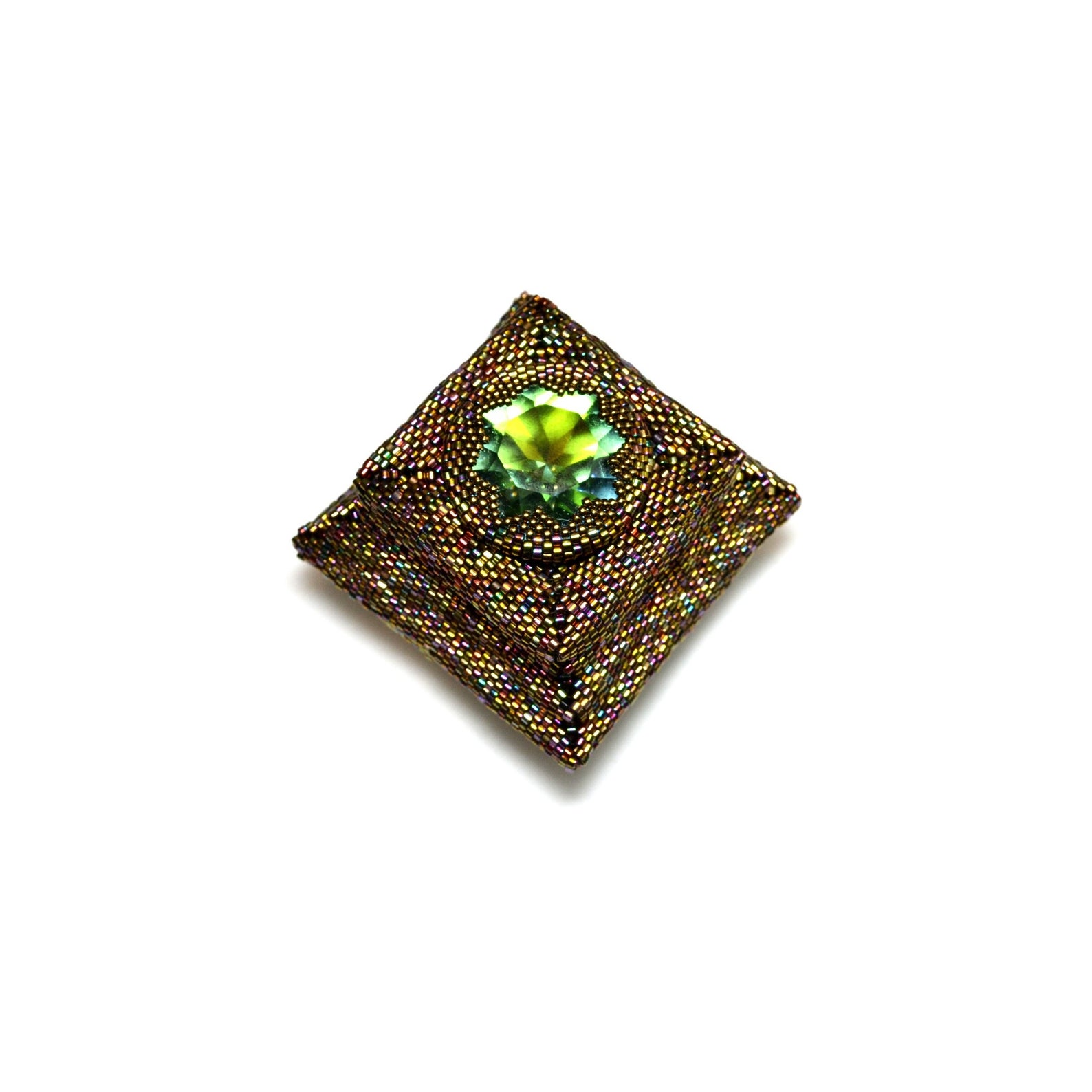 3 Exquisite Beaded Box Tutorials by Jean Power / The Beading Gem