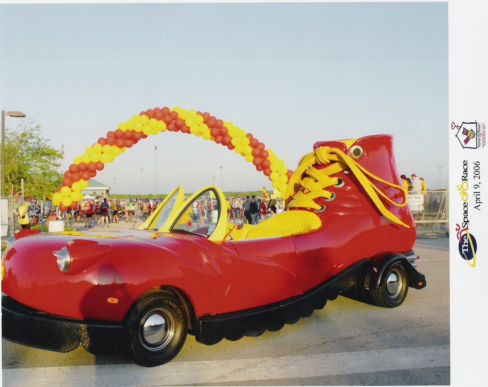 FaceFun: Amazing Shoe Cars Model Pictures