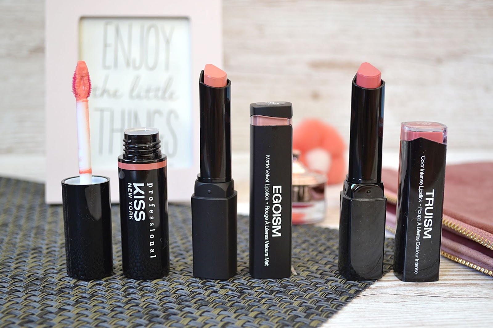 Blog L'univers de Mel: La belle découverte des rouges à lèvres Kiss New ...