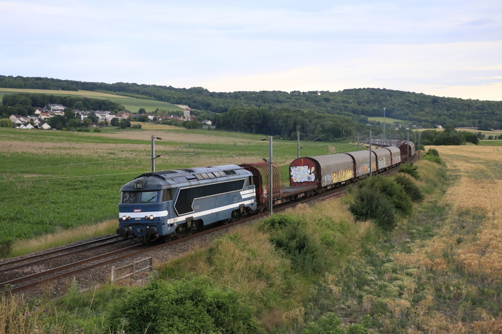 LA PASSION DU TRAIN: 3 Marches CMR sur la ligne 1 par Pierre le 16 Juin