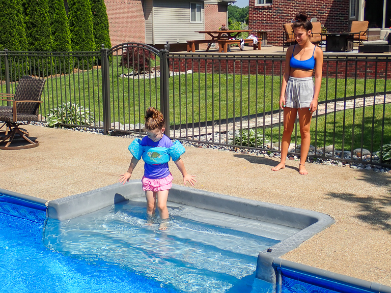 Tales of the Flowers: Michigan - Fun times playing in water