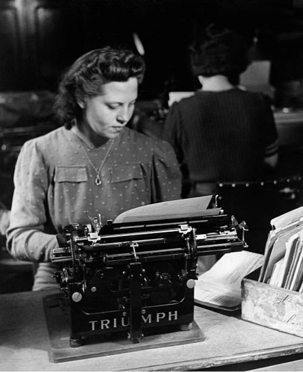 oz.Typewriter: Different People, Different Typewriters