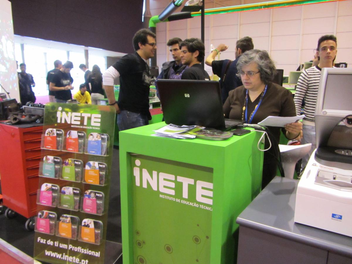 FCT SdC Lisboa: Visita ao INETE